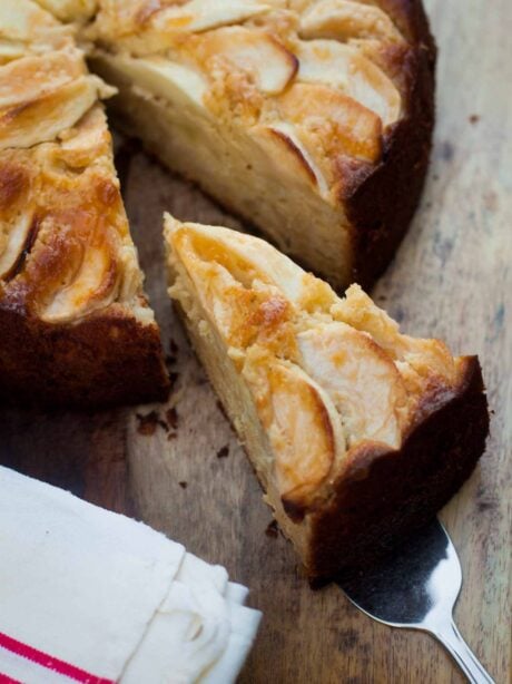 Apple Calvados Cake