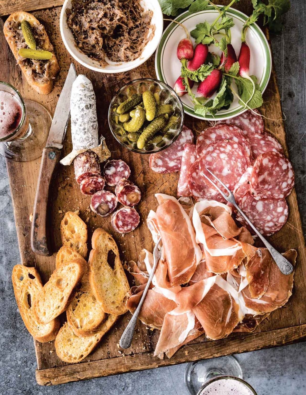 Drinking French: The iconic cocktails, aperitifs and cafe traditions of ...